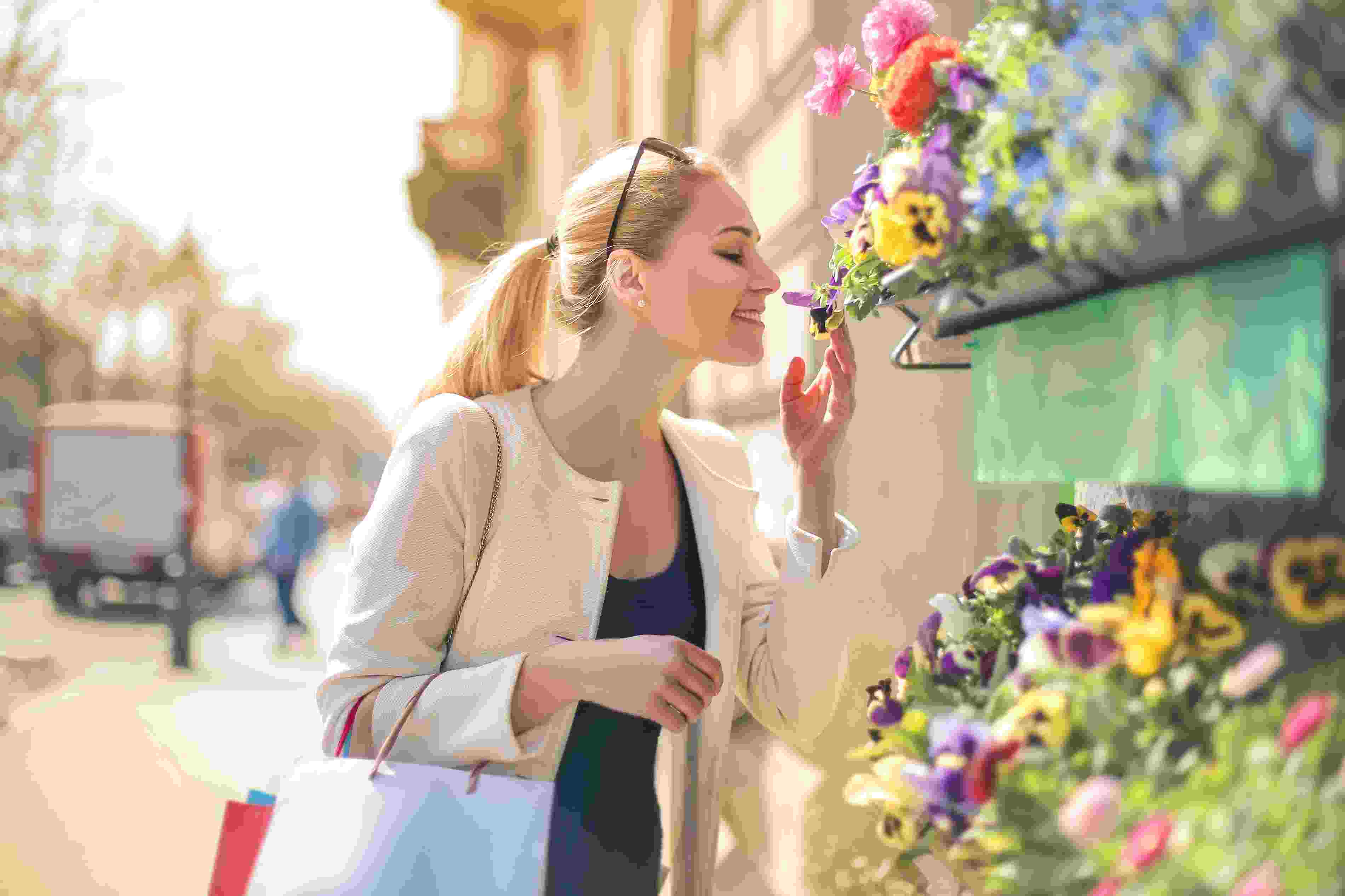 Why Women Love Flowers: The Beauty of Floral Gifts